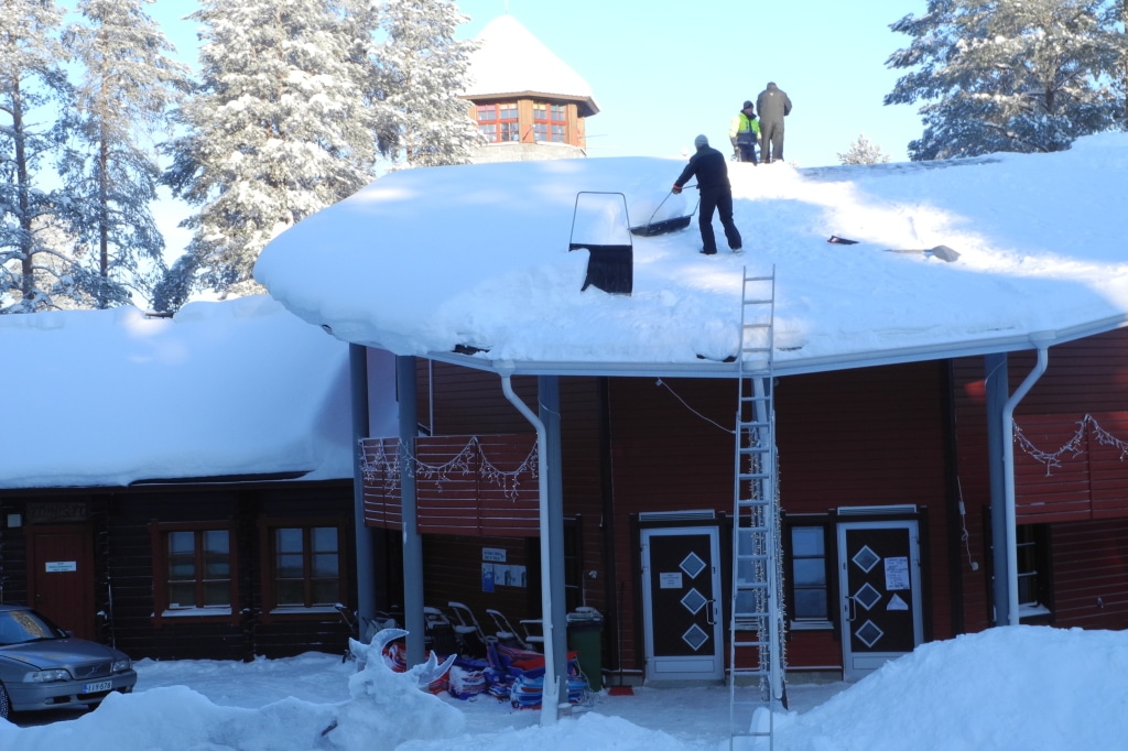 How To Get Snow Off Of Your Roof